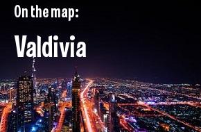 El mapa de Valdivia, Chile: calles, casas y plazas.